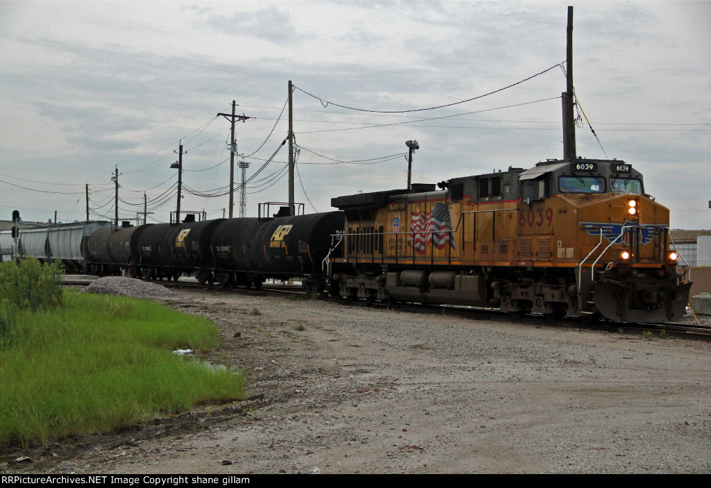 1 Unit wonder on a SB BNSF freight train.